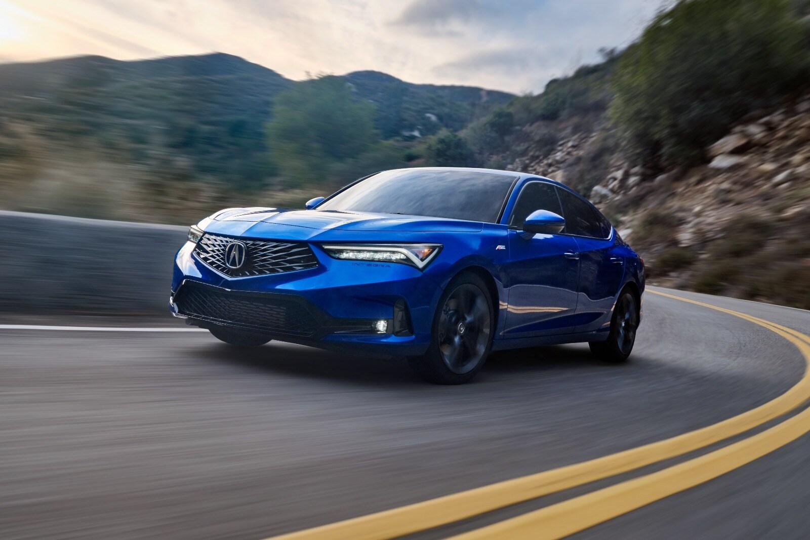 Which 2023 Acura Integra Should You Get That Depends Edmunds