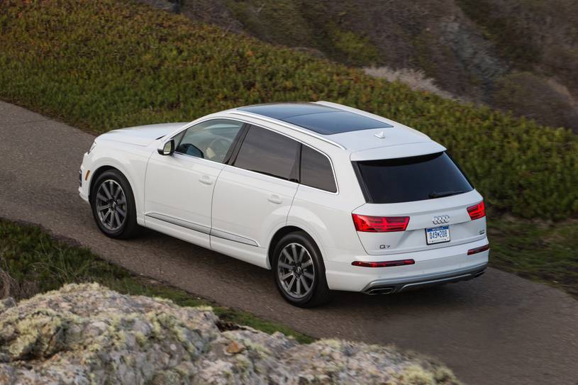 2019 Audi Q7 Pictures - 98 Photos | Edmunds
