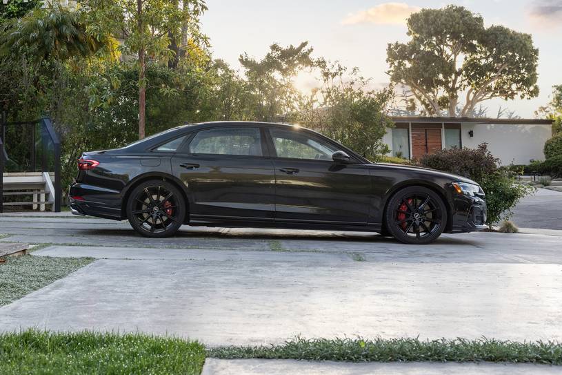 2023 Audi S8 Pictures - 72 Photos | Edmunds