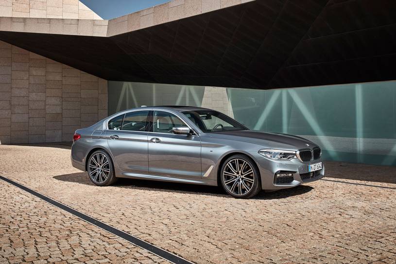 2020 BMW 5 Series Pictures - 211 Photos | Edmunds