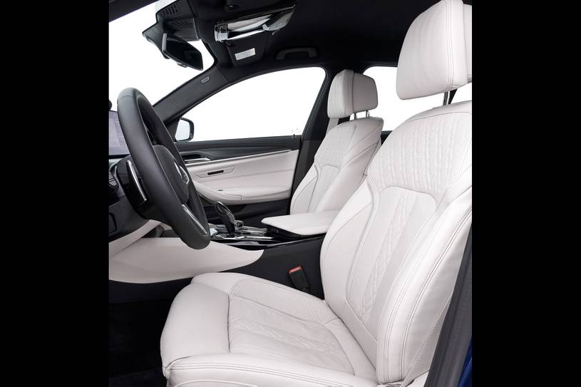 2023 BMW 5 Series Interior Pictures