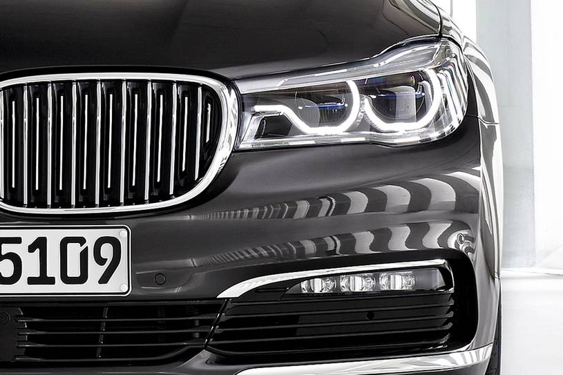 2019 BMW 7 Series Pictures - 428 Photos | Edmunds