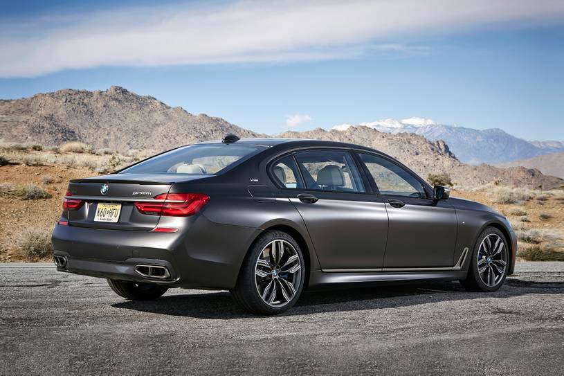 2018 BMW 7 Series Pictures - 397 Photos | Edmunds