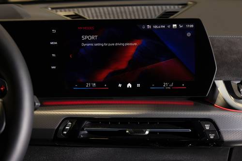 2025 BMW X2 Interior Pictures