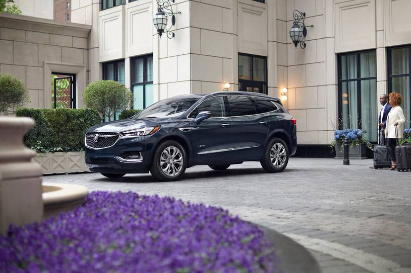 2019 Buick Enclave Pictures - 163 Photos | Edmunds