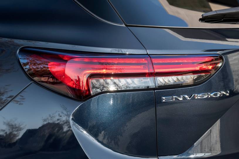 2023 Buick Envision Pictures - 45 Photos | Edmunds