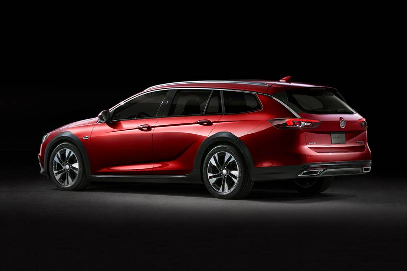 2020 Buick Regal TourX Pictures - 126 Photos | Edmunds