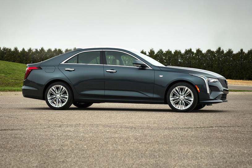 2022 Cadillac CT4 Pictures - 120 Photos | Edmunds