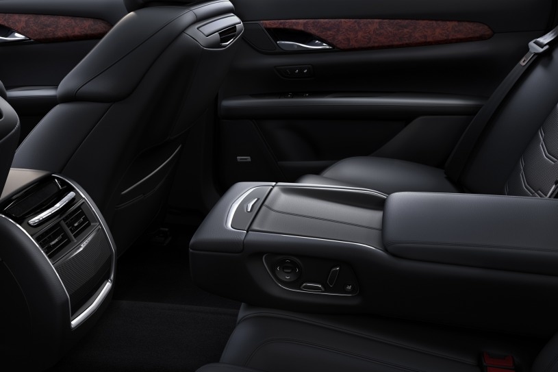 2016 Cadillac CT6 Pictures - 54 Photos | Edmunds