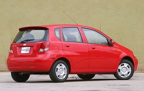 2005 Chevrolet Aveo Pictures - 117 Photos | Edmunds