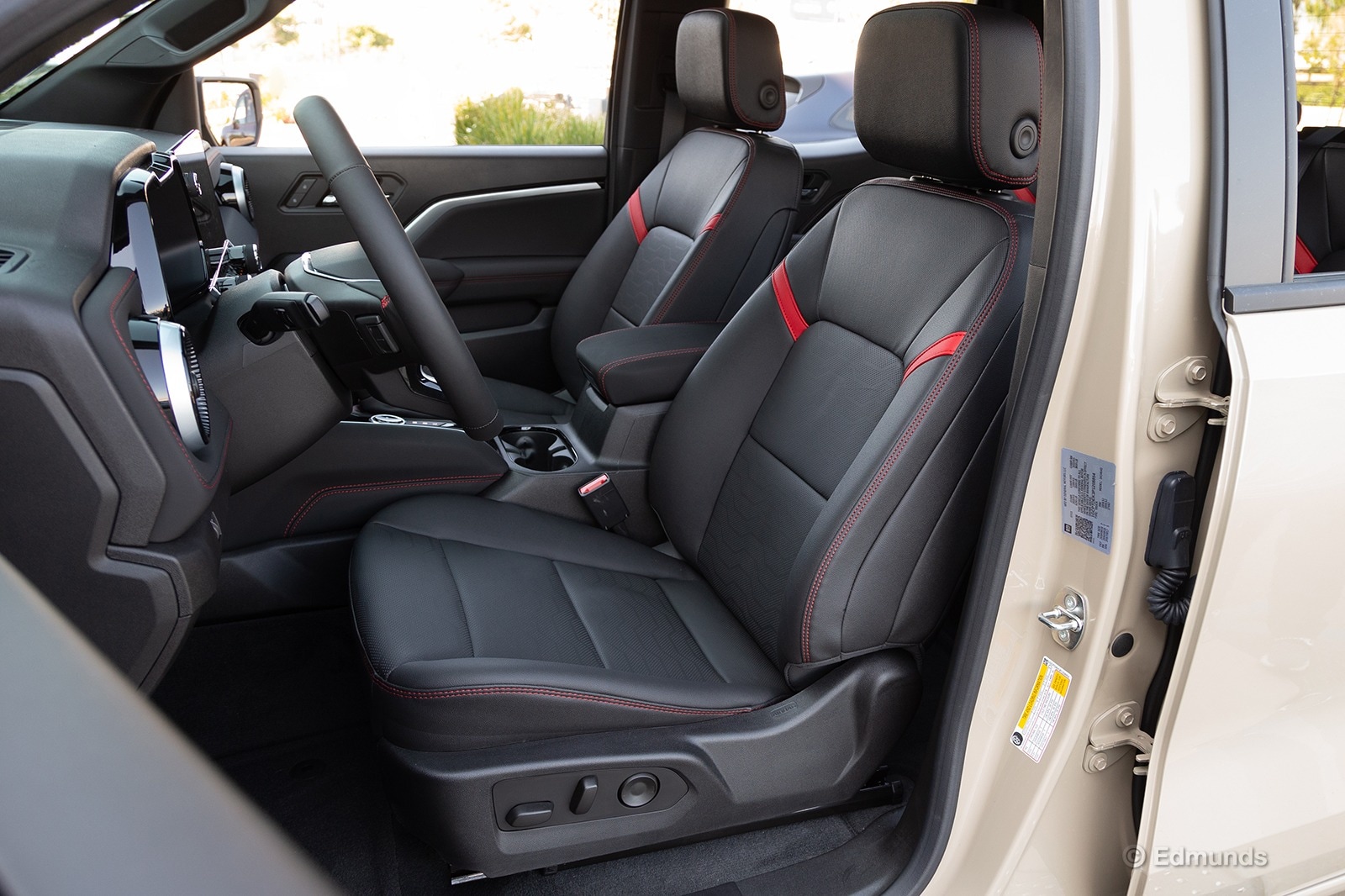 2023 Chevrolet Colorado | Edmunds