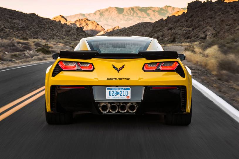 2019 Chevrolet Corvette Pictures - 717 Photos | Edmunds