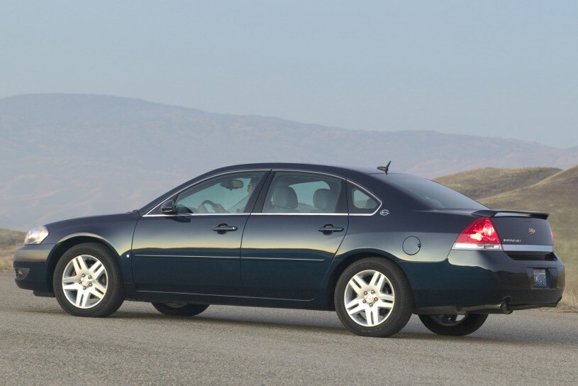 2007 Chevrolet Impala Pictures - 85 Photos | Edmunds