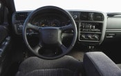 2000 Chevy S-10 Review & Ratings | Edmunds
