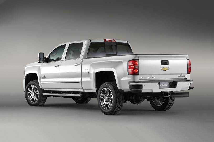 Used 2018 Chevrolet Silverado 3500HD Crew Cab Review | Edmunds