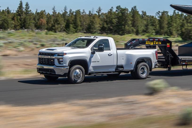 2020 Chevrolet Silverado 3500HD Pictures - 144 Photos | Edmunds
