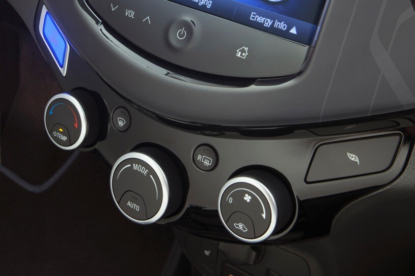 2015 Chevrolet Spark EV Pictures - 88 Photos | Edmunds
