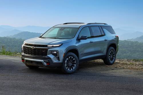 2026 Chevrolet Traverse Pictures - 203 Photos | Edmunds