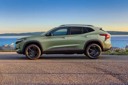 2026 Chevrolet Trax Pictures - 158 Photos | Edmunds