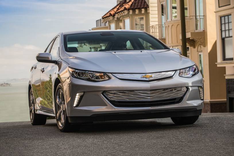 2019 Chevrolet Volt Pictures - 75 Photos | Edmunds