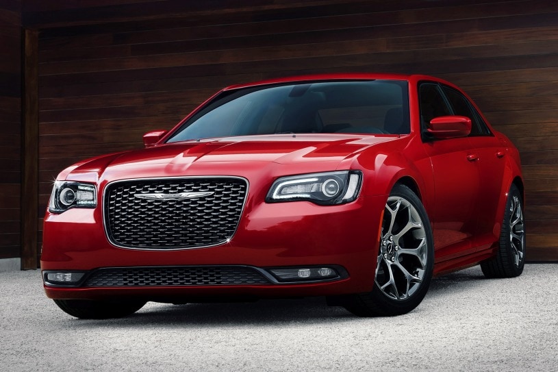 2016 Chrysler 300 Pictures - 107 Photos | Edmunds