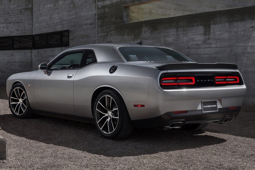 2016 Dodge Challenger Pictures - 121 Photos | Edmunds