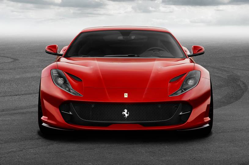2018 Ferrari 812 Superfast Pictures - 29 Photos | Edmunds