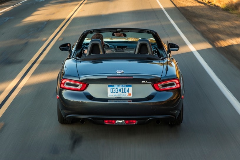 2017 FIAT 124 Spider Pictures - 144 Photos | Edmunds