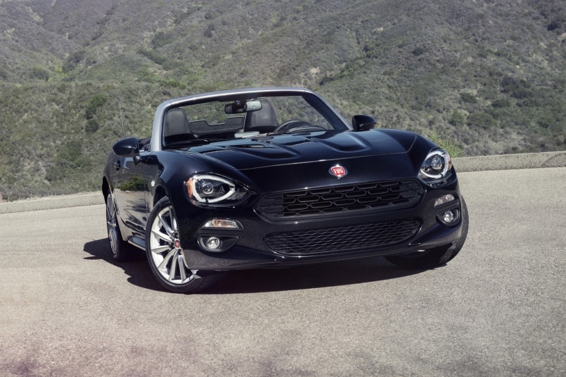 2017 FIAT 124 Spider Pictures - 144 Photos | Edmunds
