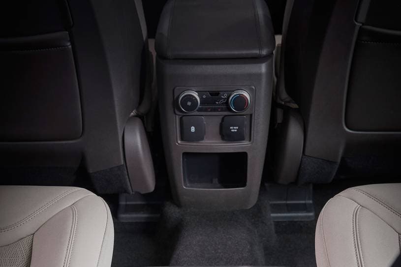 2022 Ford Explorer Interior Pictures