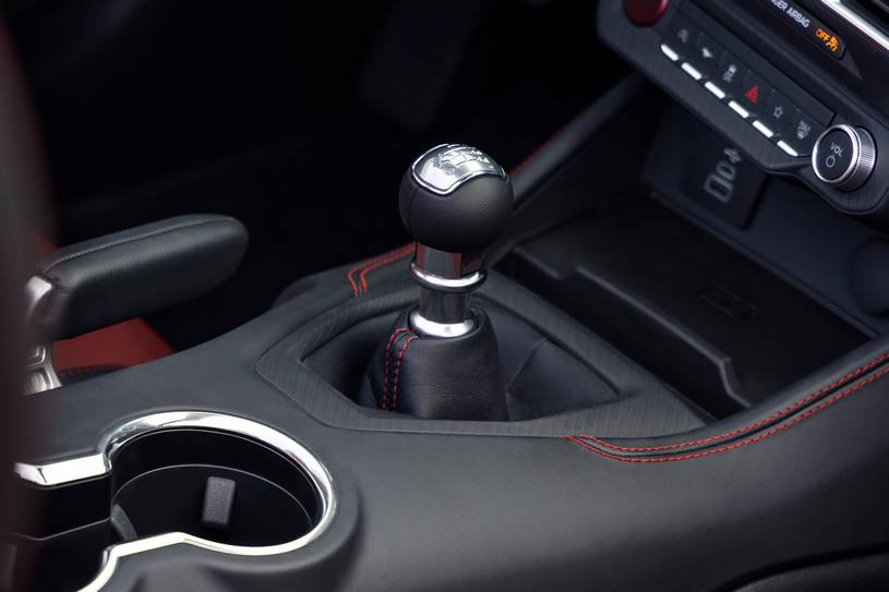 2024 Ford Mustang Pictures - 34 Photos | Edmunds