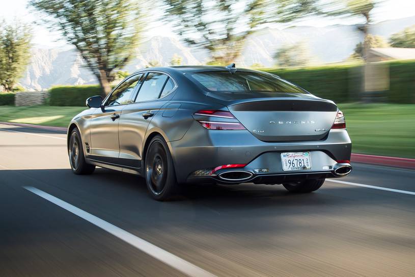 2022 Genesis G70 Pictures - 184 Photos | Edmunds