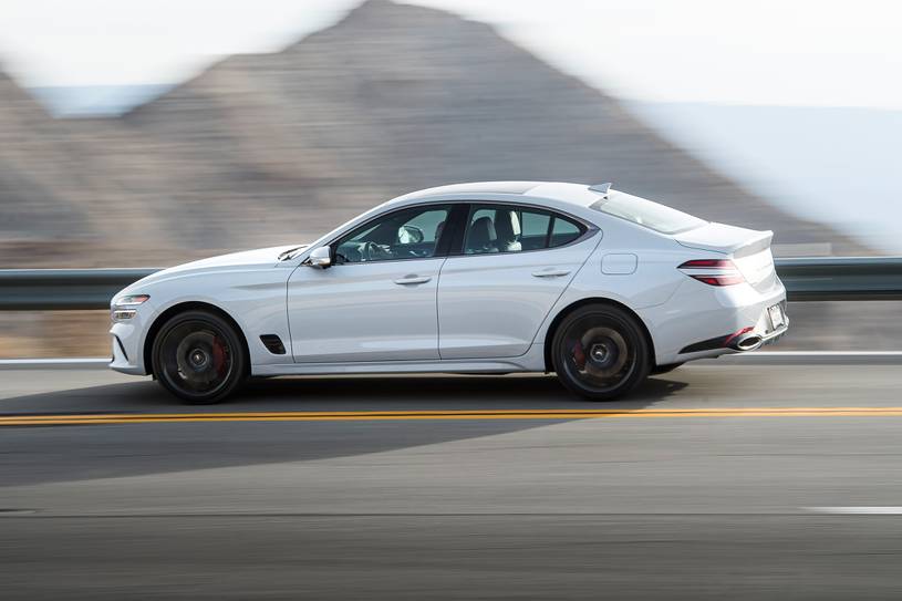 2022 Genesis G70 Pictures - 184 Photos | Edmunds