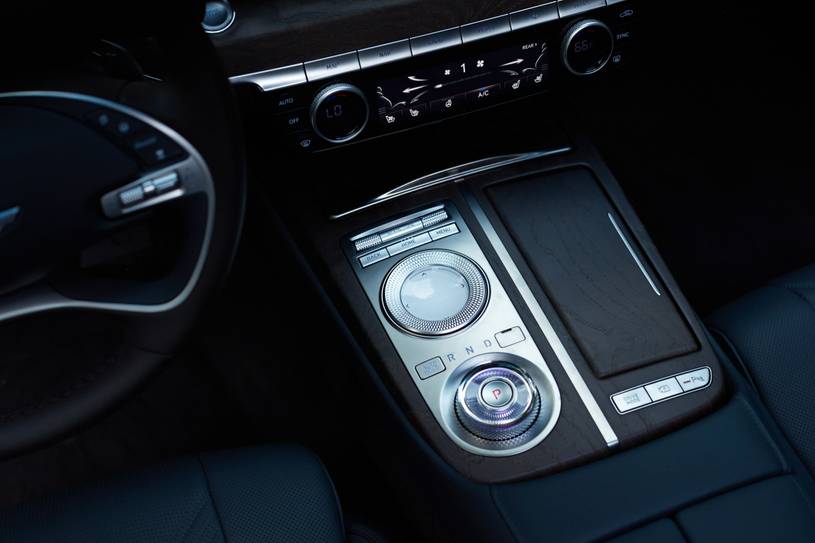 2021 Genesis G80 Pictures - 95 Photos | Edmunds