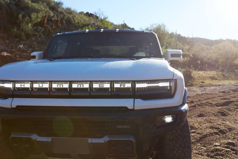 2022 GMC HUMMER EV Pictures - 47 Photos | Edmunds