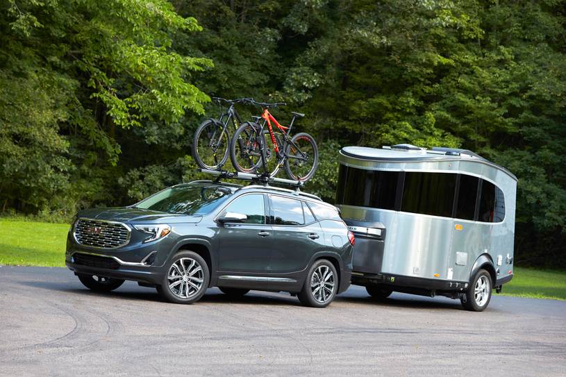 2019 GMC Terrain Pictures - 202 Photos | Edmunds