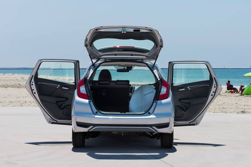 2018 Honda Fit Pictures - 366 Photos | Edmunds
