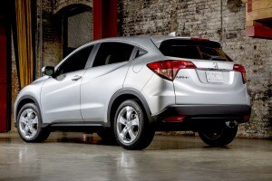 The 12 Best Small All-Wheel-Drive SUVs Under $35,000 | Edmunds.com