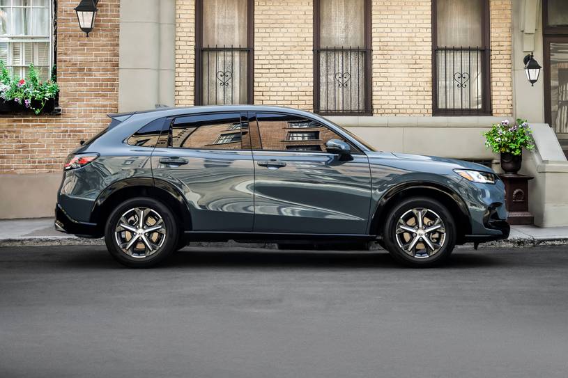 2024 Honda HR-V Pictures - 51 Photos | Edmunds