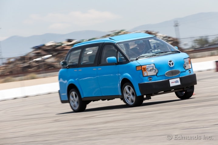 2015 Honda Odyssey vs. 2015 Tartan Prancer | Edmunds
