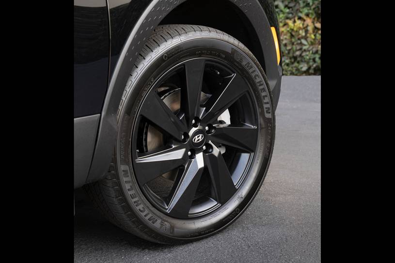 2023 Hyundai Santa Cruz Pictures - 167 Photos | Edmunds