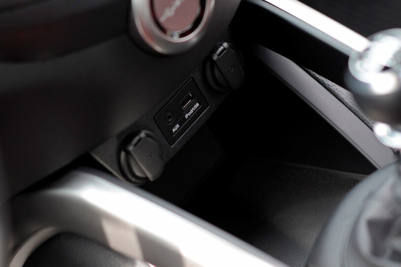 2016 Hyundai Veloster Interior Pictures