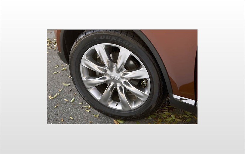 2008 INFINITI FX45 Pictures - 26 Photos | Edmunds