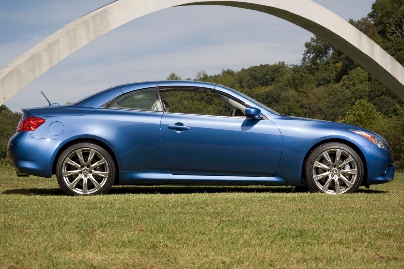 2013 INFINITI G Convertible Pictures - 176 Photos | Edmunds