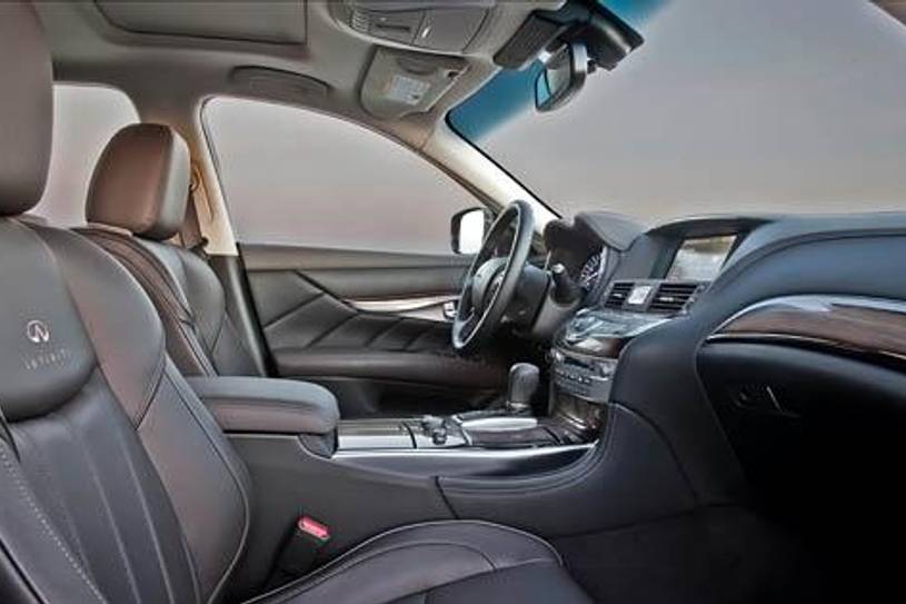 2012 INFINITI M Pictures - 158 Photos | Edmunds