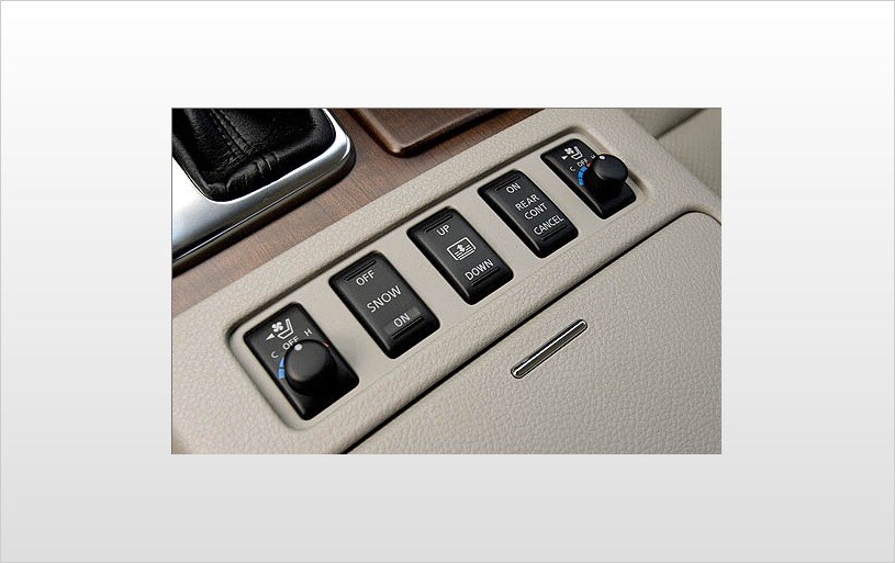 2008 INFINITI M45 Pictures - 31 Photos | Edmunds