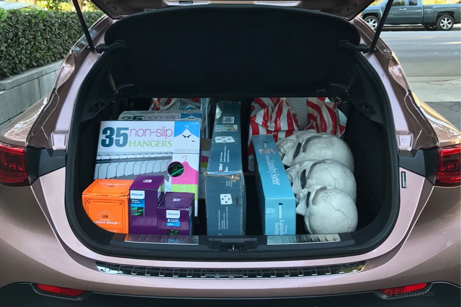 2017 Infiniti QX30: What's It Like to Live With? | Edmunds