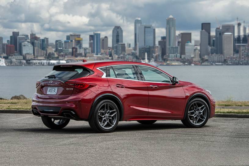 2018 INFINITI QX30 Pictures - 335 Photos | Edmunds