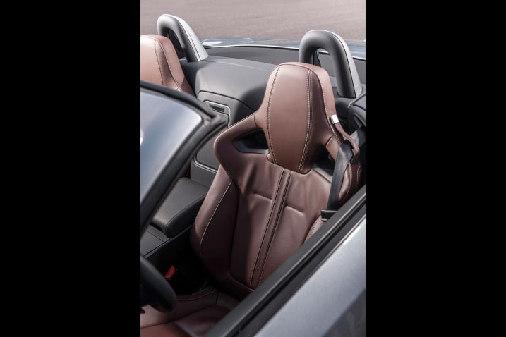 2014 Jaguar F-Type Preview on Edmunds.com