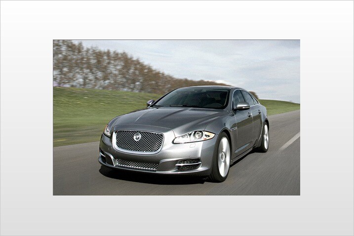 2010 Jaguar XJ First Look